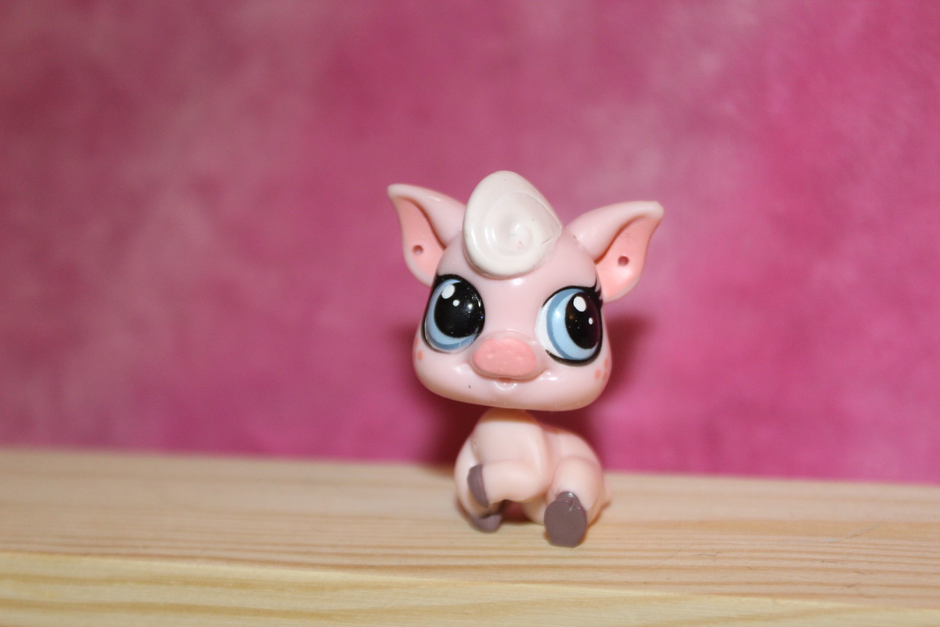Authentic LPS New Gen Pig – LPSSmoothie