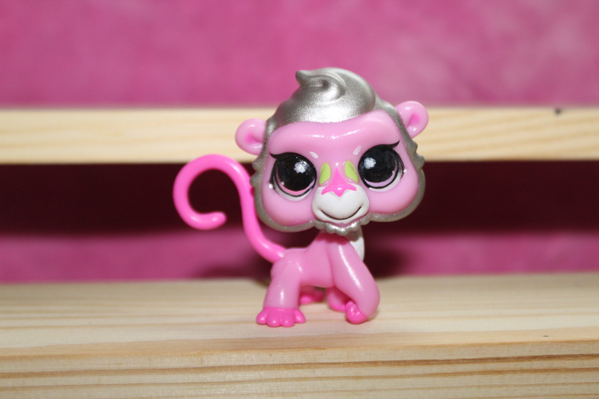Authentic lps Eye Repainted baboon, made by LPSSmoothie!